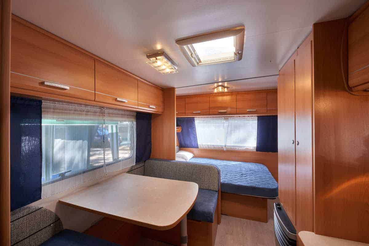 Roulotte in camping sul mare della Toscana